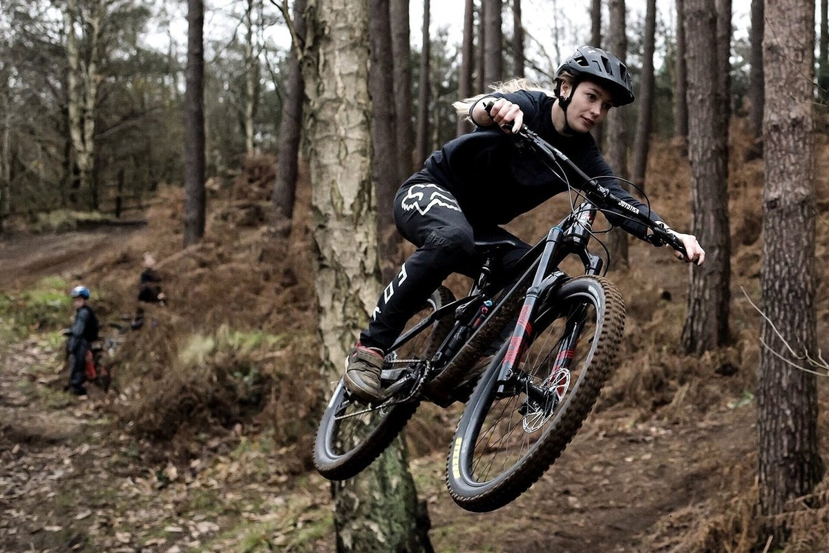 OFF THE DROP WITH BECCI SKELTON – Hunt Bike Wheels US