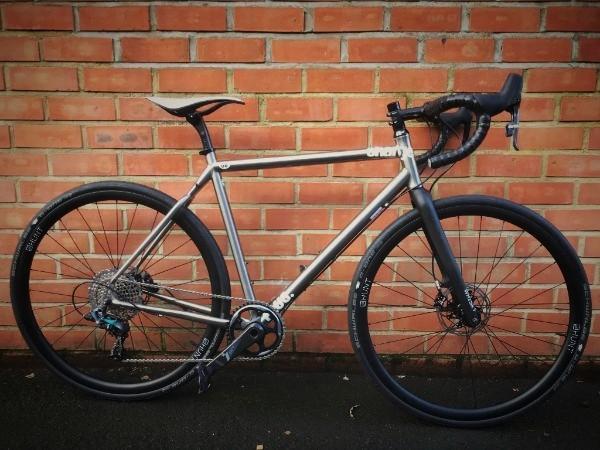 READER'S RIDE: ROB'S CHARGE PLUG – Hunt Bike Wheels US